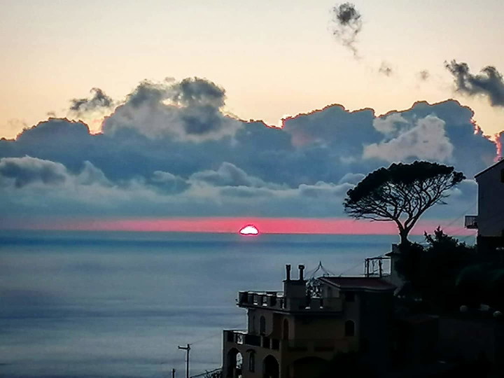 Fascino Antico E Confort Moderno. - Furore