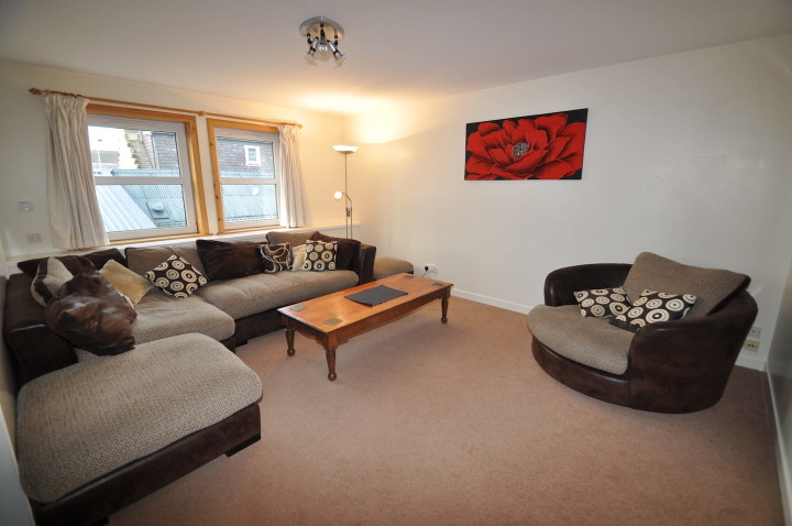 8 Varis Apartments - Forres