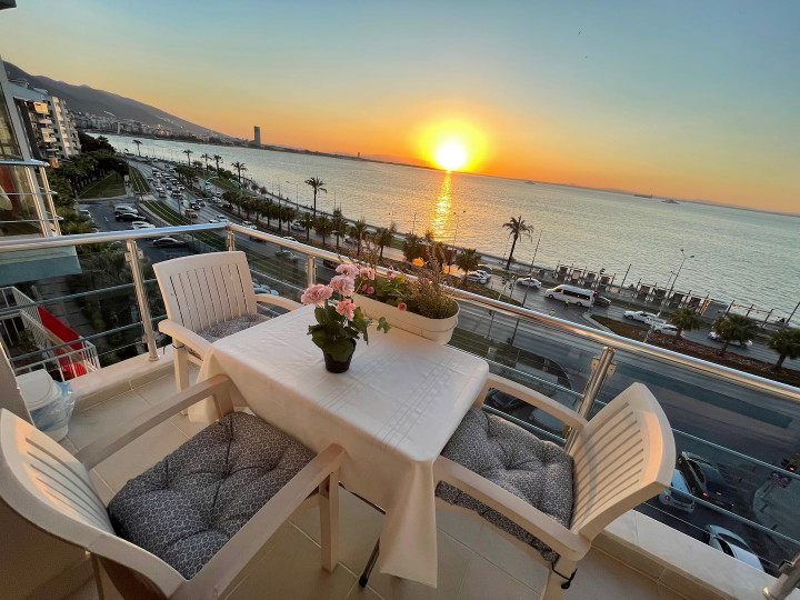 Perfect Izmir Bay View Special Parking 3 Bedrooms - Konak