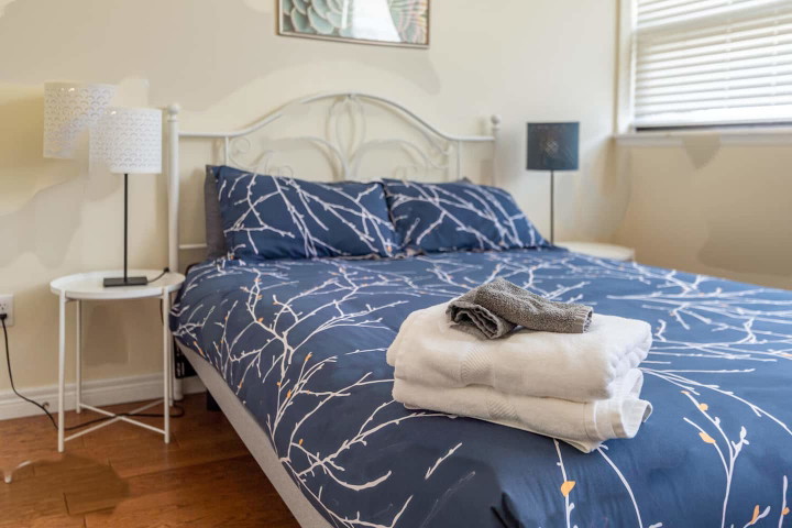 Sunny Downtown Loft With Ac - Halifax
