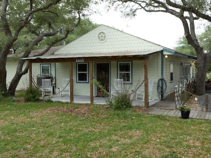 Leaf On Wind Property Cozy Country Coastal Living - Rockport, TX