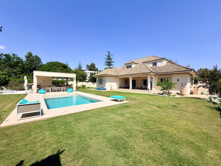 Aqua Villa - Lujo, Jardín Y Piscina Privada Jerez - Jerez de la Frontera