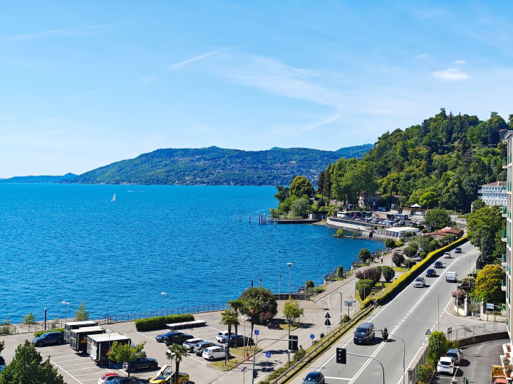 Lake Front Dream - Lac Majeur