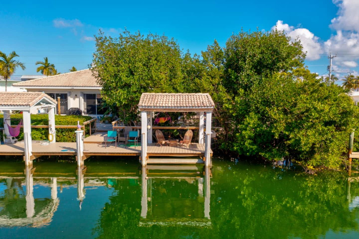 P29 - Charming 3 Bedroom 2 Bath Duplex With Deep - Key Colony Beach, FL