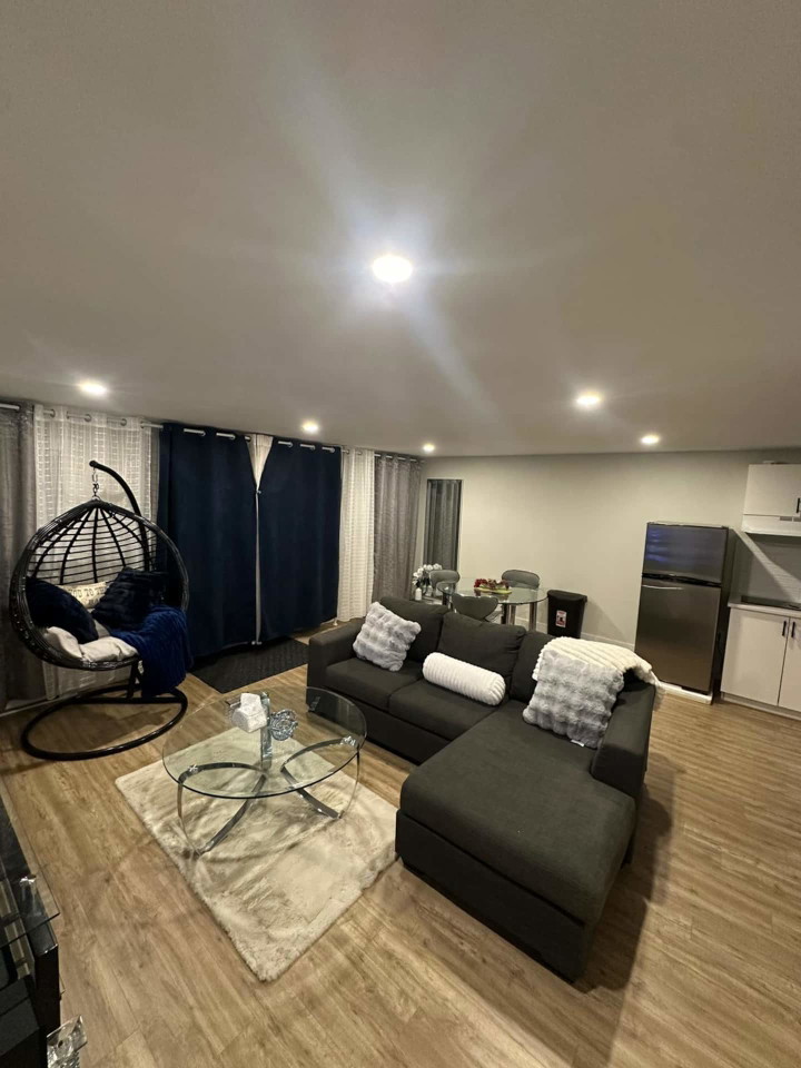 Cocoon Raffiné: Chic & Serenity In The Heart Of Dieppe - Moncton