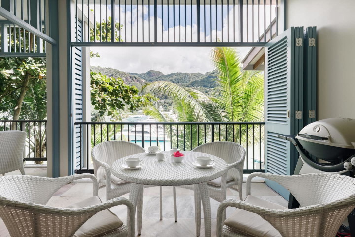 Elegant Waterfront Apartment On Eden Island - Seychellen