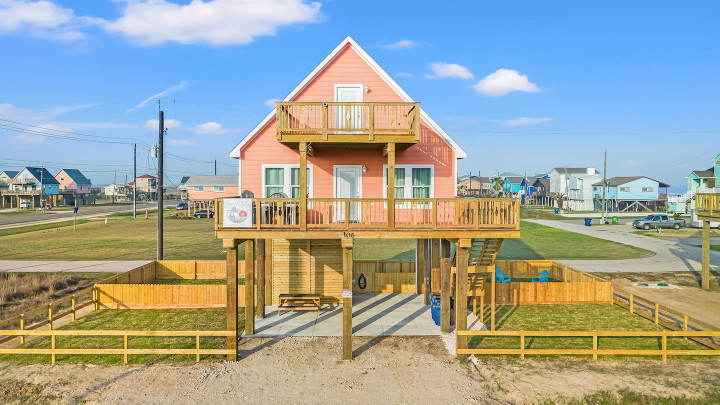 Ocean & Bay Views, Ev Charging, Steps To The Beach - Surfside Beach, TX