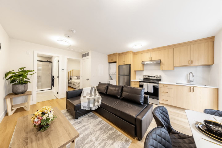 Modern 1-bedroom Garden Suite In Delta - Surrey, BC