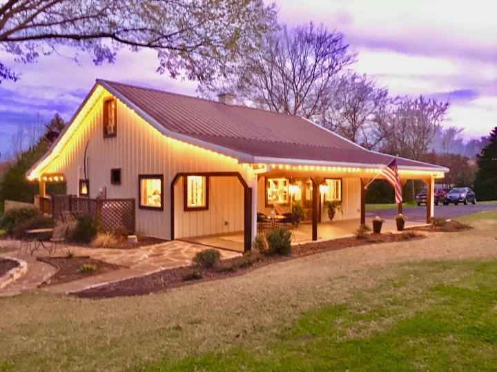 Private Barn On 2 Acres/private Pool - Chandler, TX