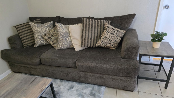 Nice And Cozy Brand New Furniture. - Stafford, TX