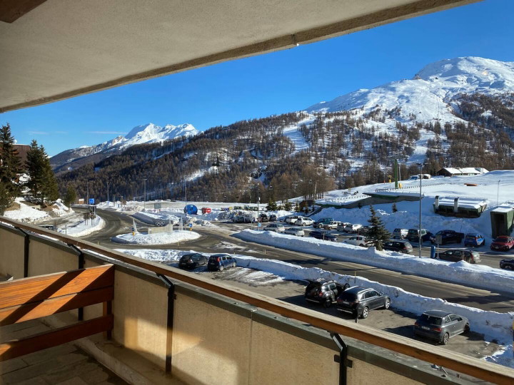 Sestriere Gem: Comfy Apartment With Ski Views - Sestriere