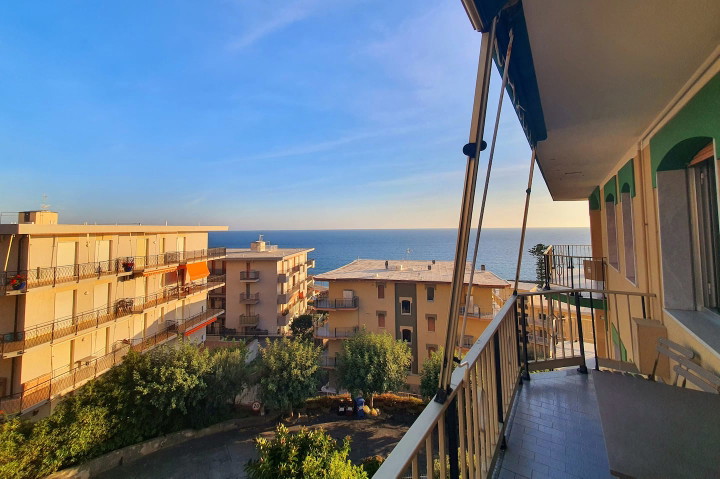 Idra Vue Magnifique Sur La Mer - Santo Stefano al Mare