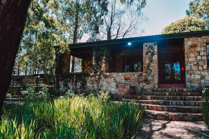 Cosy And Comfy Stone Cottage On A Farm 4x4 Only - Dullstroom