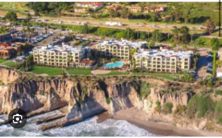 Dolphin Bay Resort Oceanfront One Bedroom Condo - Avila Beach, CA