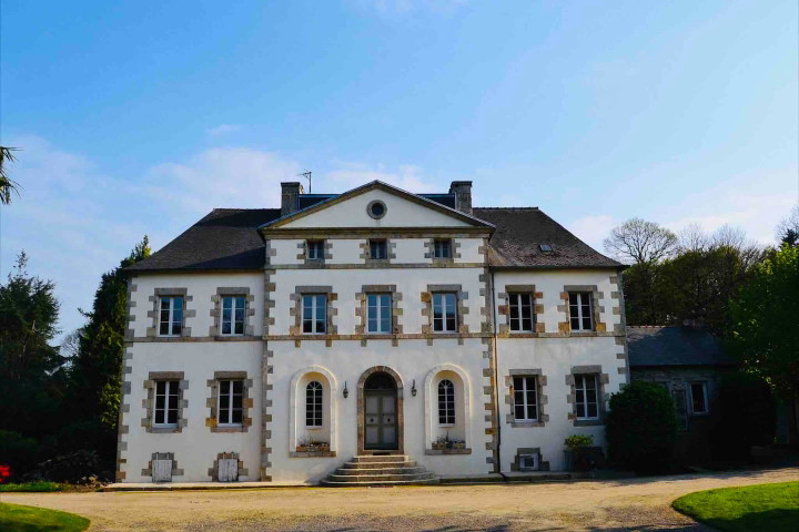 Appartement De Charme Dans Un Cadre Exceptionnel - Landerneau