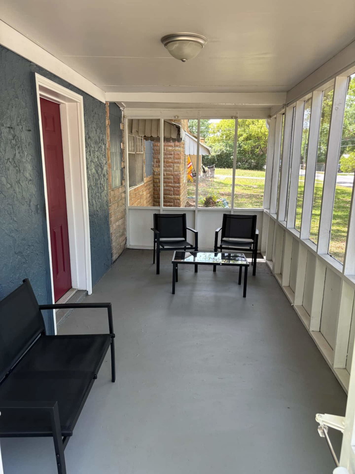 Tampa Home Away From Home 5br Sleeps 10 - Tampa, FL