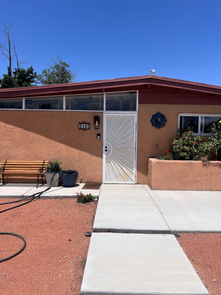 Mi Casa Es Su Casa - Albuquerque, NM