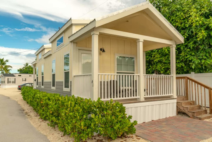 Key Largo Motel 1 Queen Bed With Private Porch - Key Largo