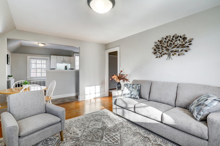 Cozy 2 Bedroom Carriage House - Lancaster, PA