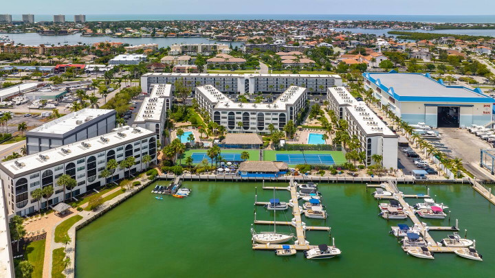 1br Marco Island Condo W/pool-an-b406 - Marco Island, FL
