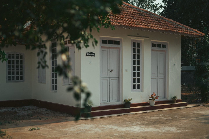 British-style 2bhk Cottage In Kerala - Kollam