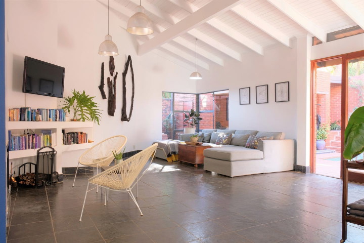 Tranquil Forest 3 Bedroom House With Pool - Pretoria