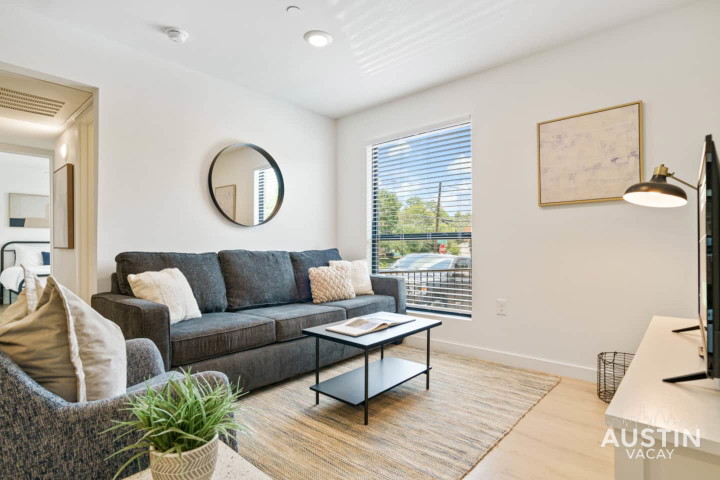 Prime Atx Location! Steps To Coffee & Eats + More! - Austin