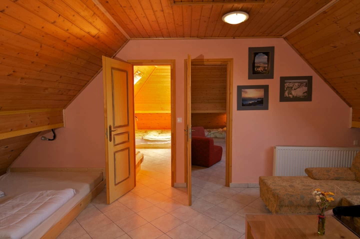 Bringatanya 10 Fős Apartman - Balatonalmádi