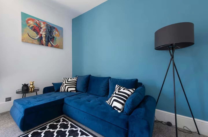 The Duplex *Central Maidstone 2 Bedroom ~ Sleeps 6 - Maidstone