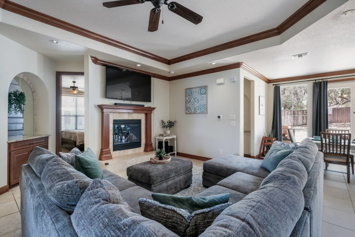 Luxury Town Hm By Sea World - San Antonio, TX