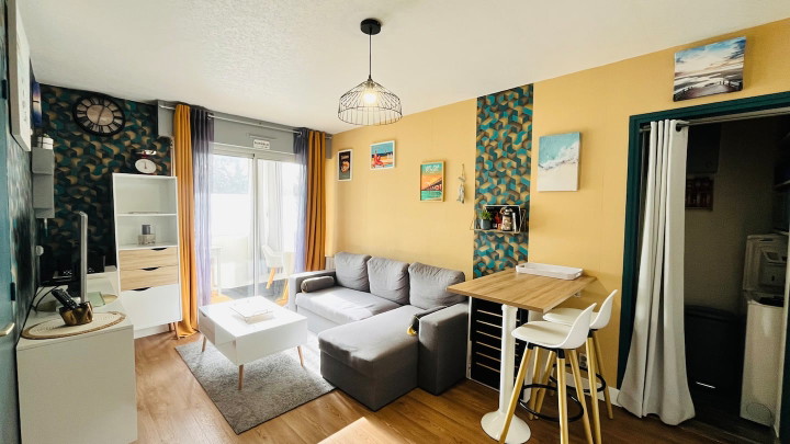 Le Petit Marché  One-bedroom Apartment, 400 M From The Beach  Private Parking - Saint-Jean-de-Monts