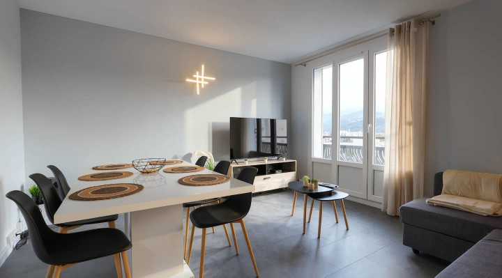 Le Belledonne, 3 Chambres, Balcon Et Parking, 68m² - Grenoble