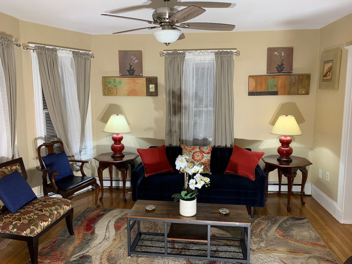 Close To Downtown, Pets Friendly, Free Parking! - Massachusetts