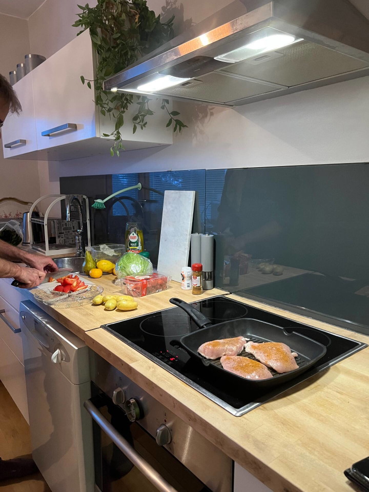 A Spacious Three-room Apartment Close To Good Transport Connections - オウル
