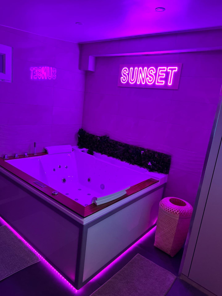 La Suite Sunset - Jacuzzi/sauna - Close To Cdg - Chelles