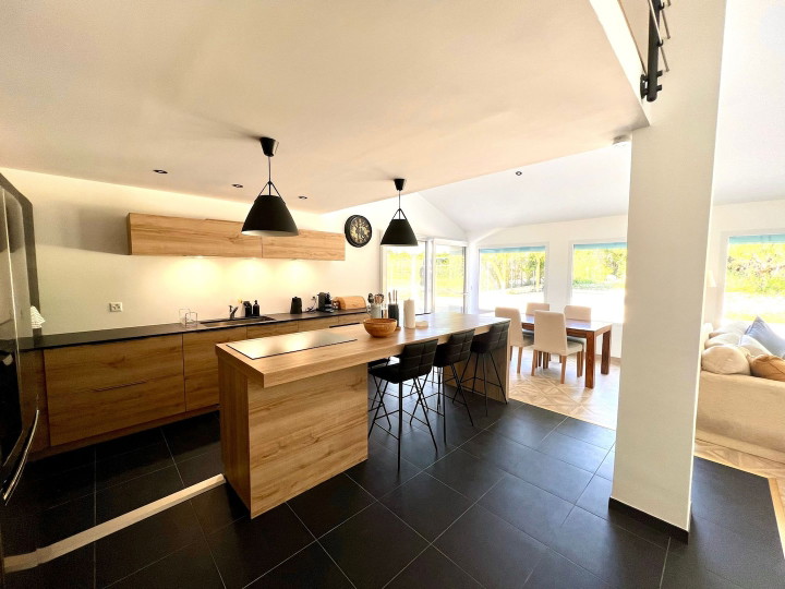 Unique Guesthouse In Collonge - Genève