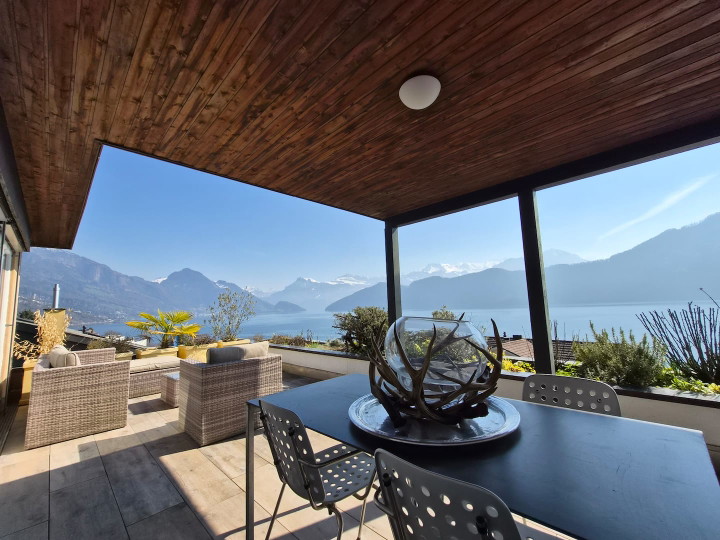 Charming Lakeview Apartment Weggis With Terraces - Zug