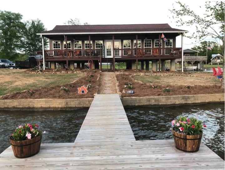 Maison Au Bord De L'eau Sur Le Lac Weiss - Alabama