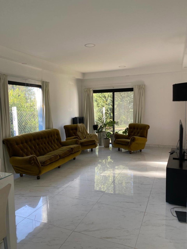 Spacious And Modern House - Saladillo