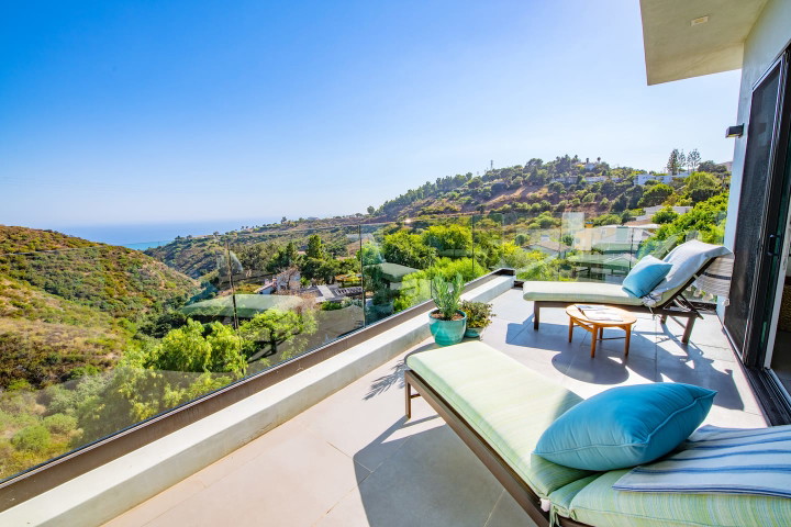 The Malibu Modern Oasis | Luxury Ocean Escape - Malibu, CA