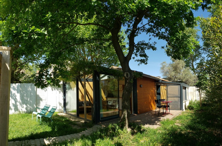 Le Mazet Des Amants, Cabane Bois Avec Spa Privatif - Avignon