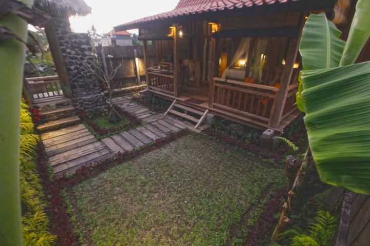 Ubik Lodge - Indonesien