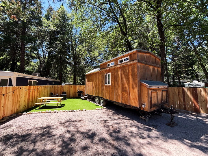 Tiny Home Near Mt Shasta! - Dunsmuir, CA