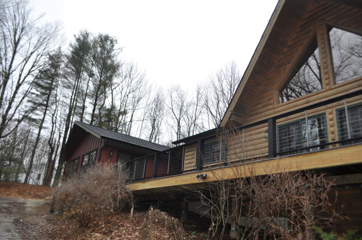Spacious Lakeside Berkshire Home - The Berkshires, MA