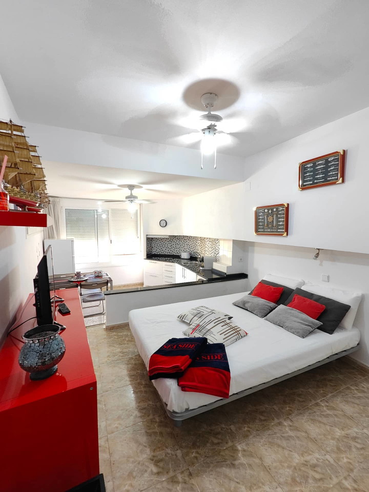 Apartamento Luminoso En La Playa De La Pineda - Catalogne