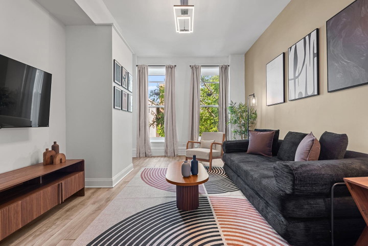 Dt Wicker Deluxe | Sleeps 6| 2-car Parking&laundry - Chicago, IL