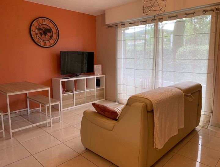 Appartement Cosy Avec Piscine Proche Centre - La Motte