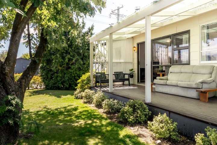 Classic 3 Bedroom Holiday Home - Twizel