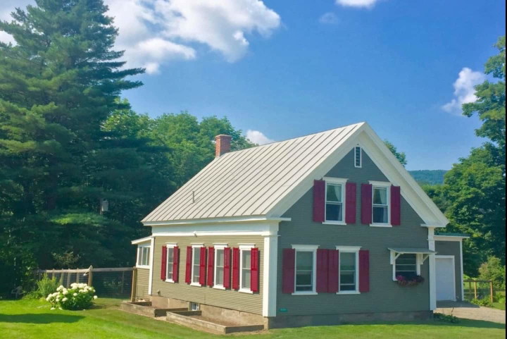 Riverfront Retreat Minutes From Woodstock Village - Woodstock, VT
