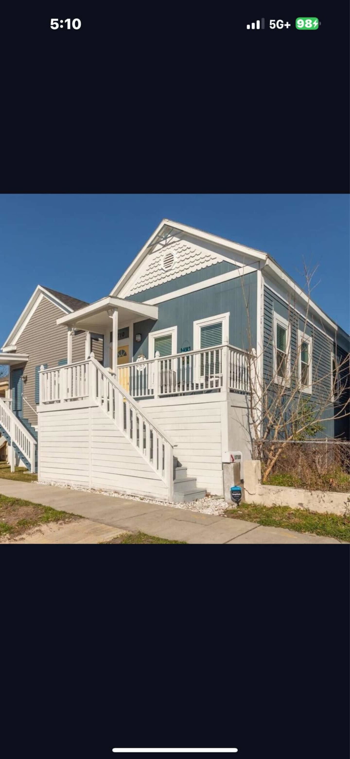 Welcome To Selah By The Sea - Galveston, TX